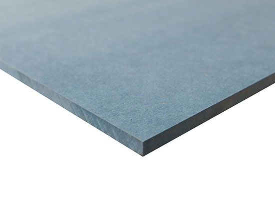 MDF teinté dans la masse Valchromat hydrofuge "bleu SRB"